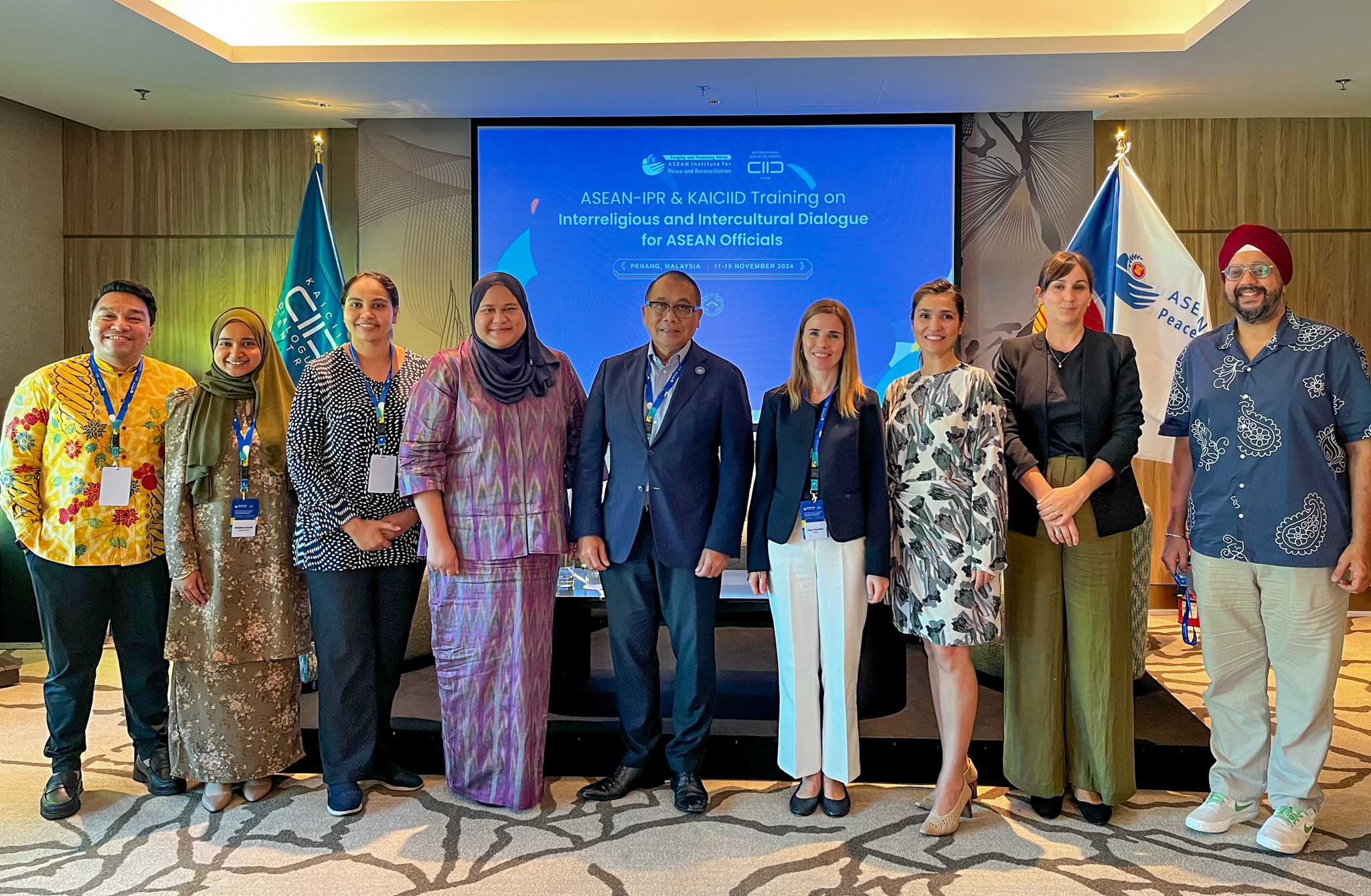 KAICIID & ASEAN-IPR Lead Training on Interreligious And Intercultural ...